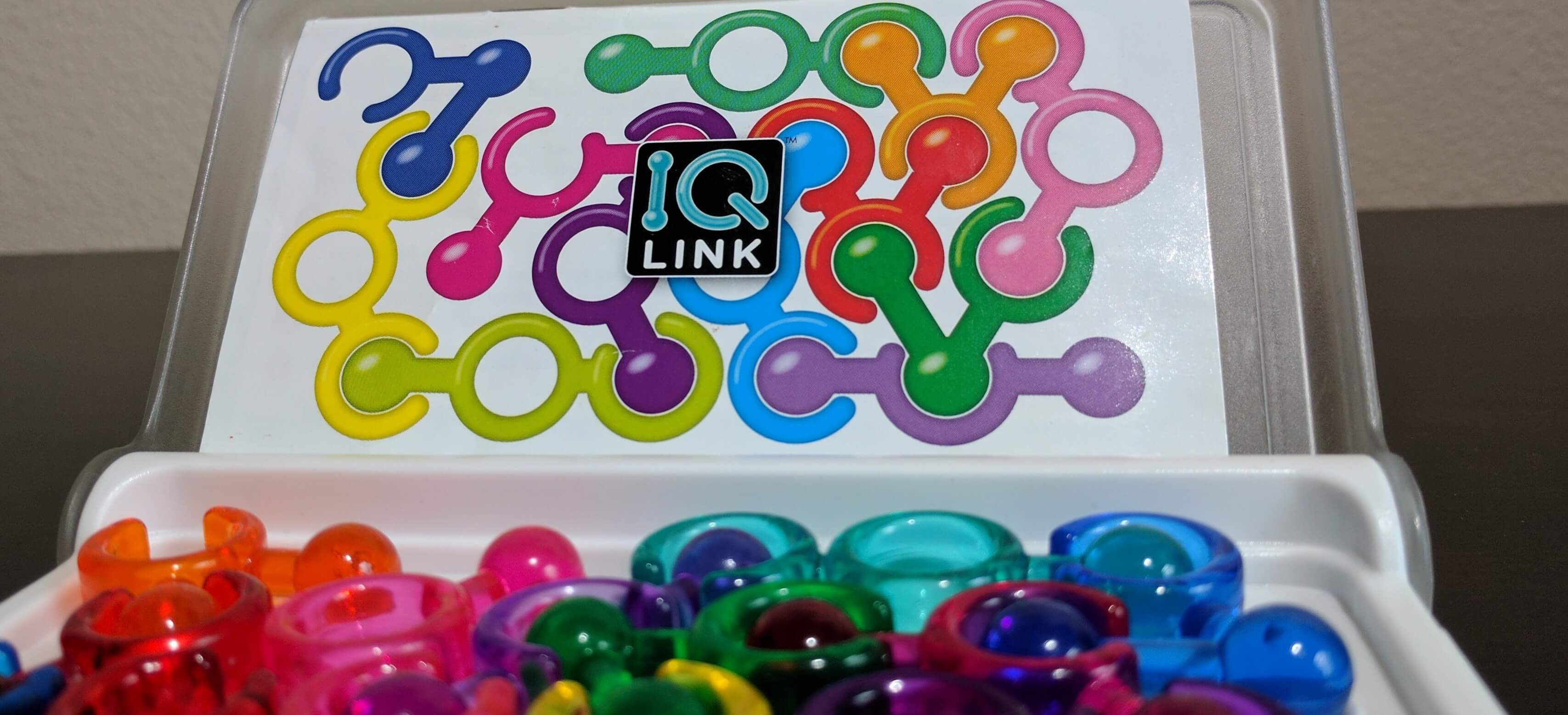 Review: IQ Link, A Brainy Road-Trip Game | Learn Richly